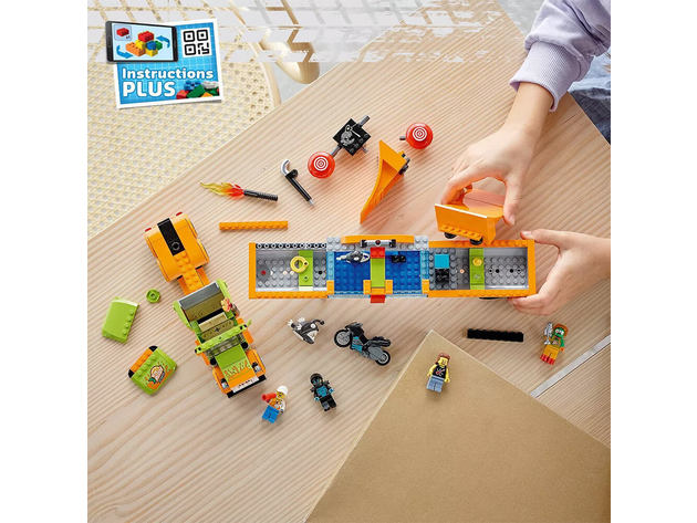 LEGO 60294 City Stunt Show Truck | XDA-Developers