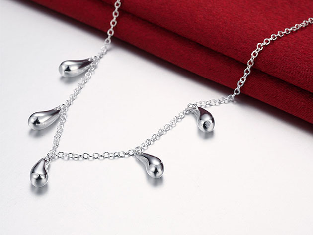 Water Drops Necklace | StackSocial