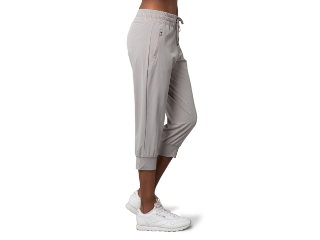 Women’s 21-Inch Woven Capri with Front Zip Pockets, Elastic Waistband ...