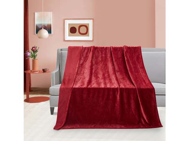 Classic Solid Fleece Throw Merlot | StackSocial